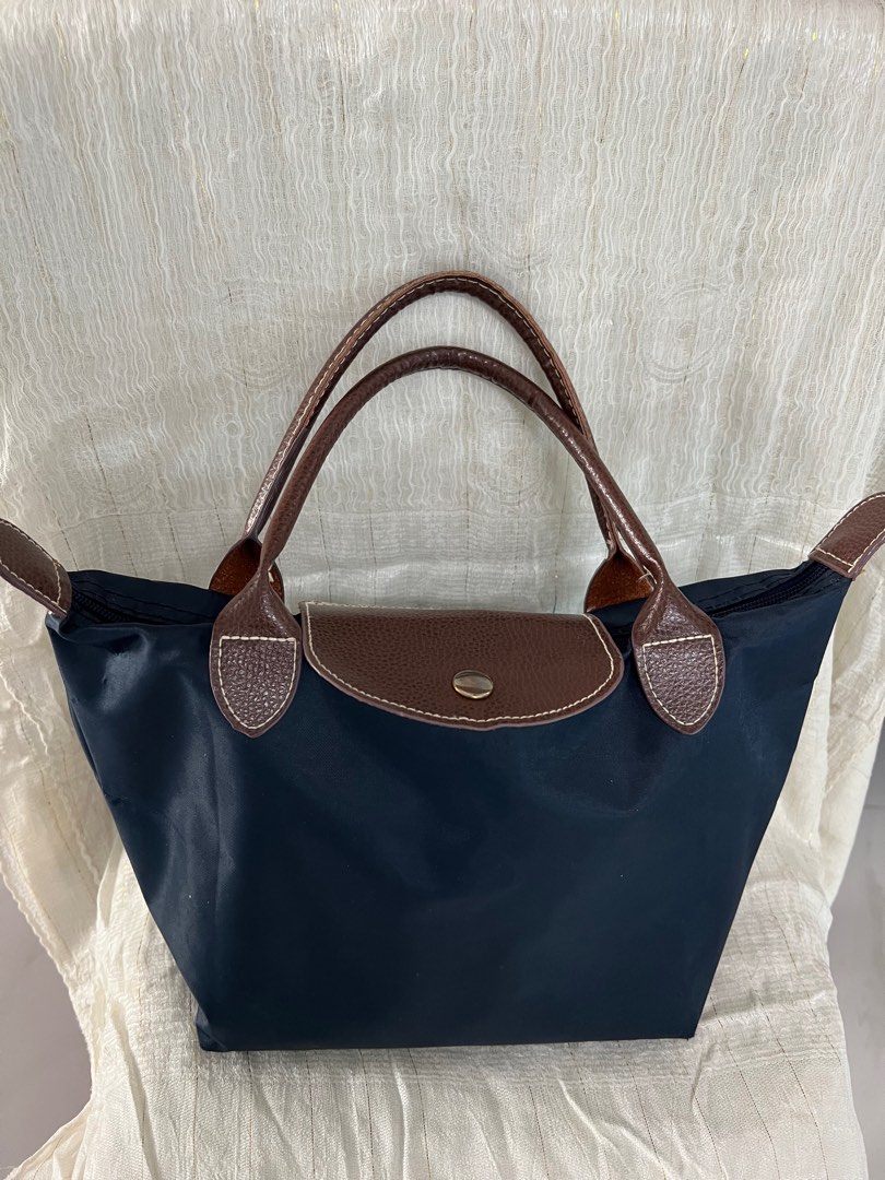 Used Normal bag sell $5 each only, Women's Fashion, Bags & Wallets ...