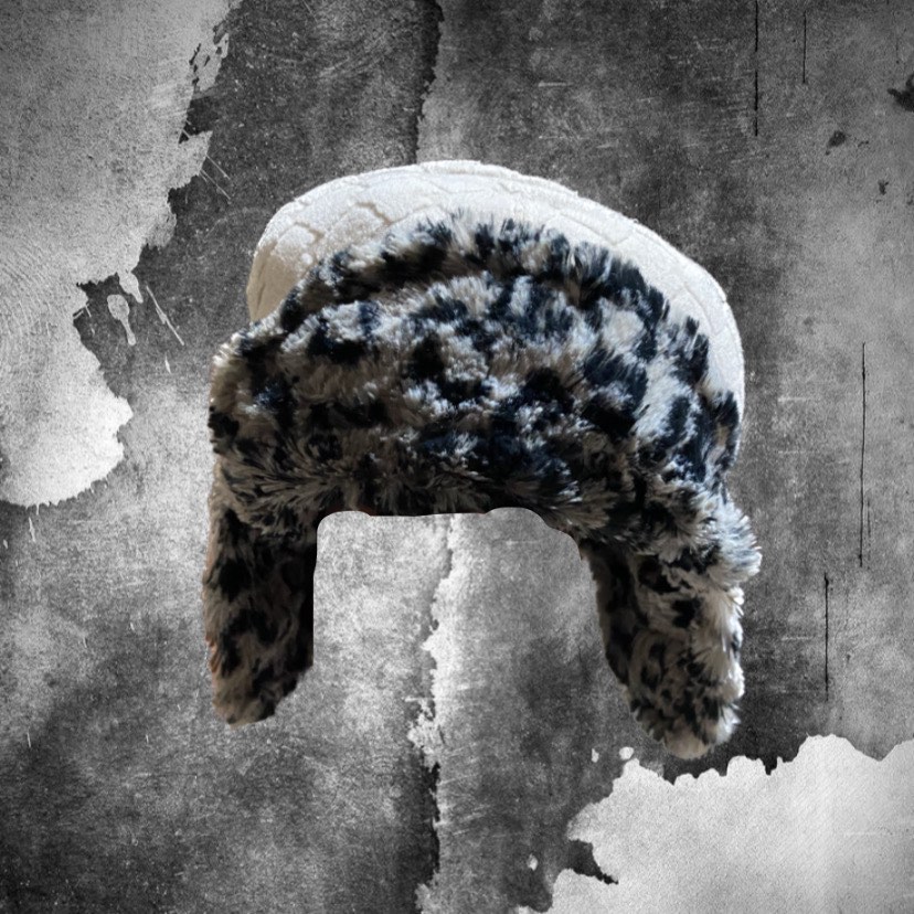 Ushanka leopard design, Men's Fashion, Watches & Accessories, Caps ...