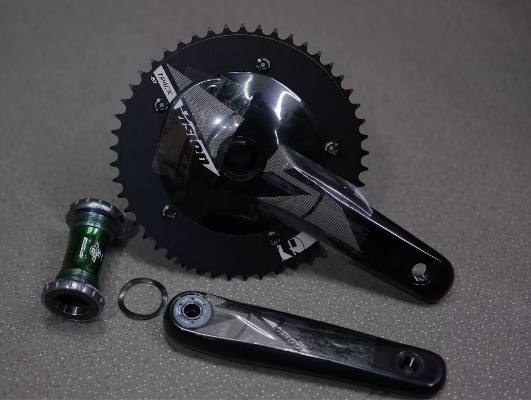 Vision Track fixie fix gear crankset with Fsa Bb, Sports Equipment ...