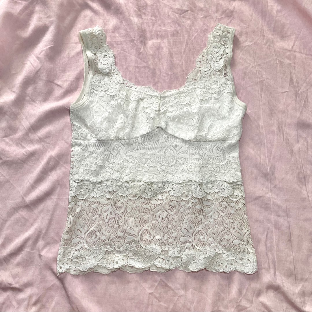 White Lace Top, Women's Fashion, Tops, Sleeveless on Carousell