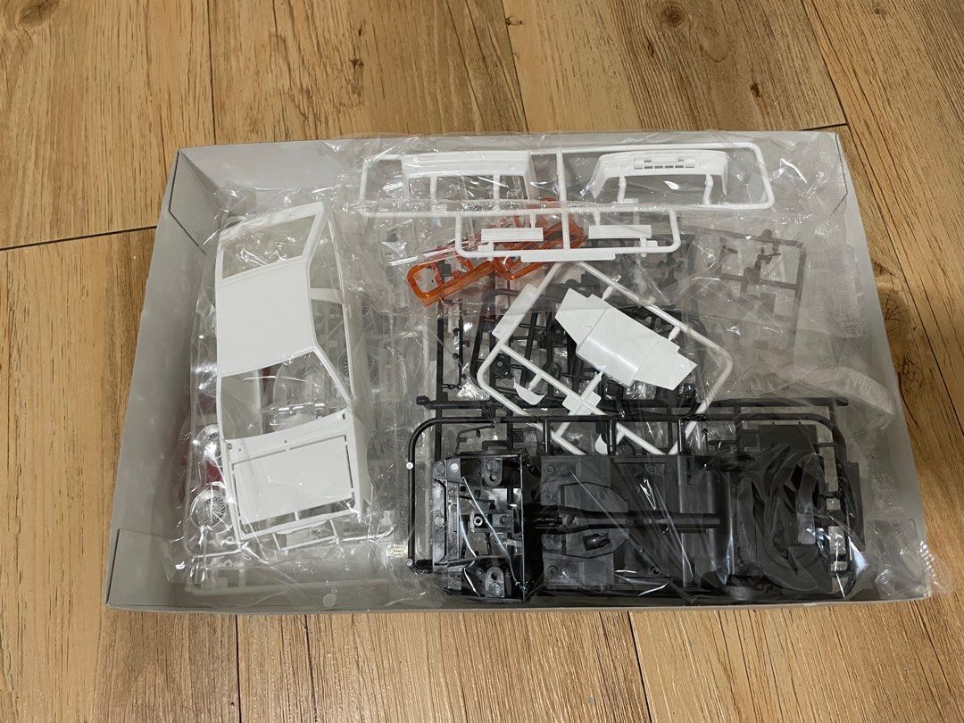 1/24 Scale Toyota AE86 Corolla Levin Plastic Model Kit Aoshima, Hobbies ...