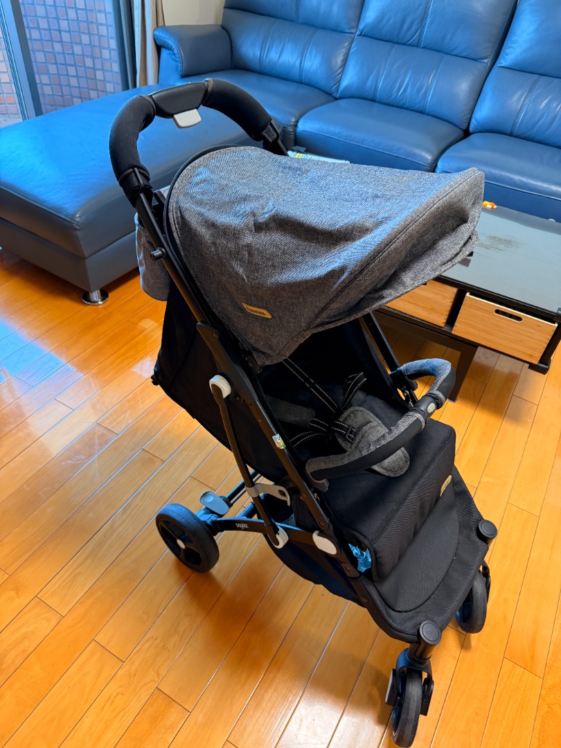 ฺ二手7成新｡.:*ฺLooping Squizz 3 輕巧行李式嬰兒推車 附大輪可更換 出國神車, 嬰兒及兒童, 外出用品, 嬰兒車在旋轉拍賣