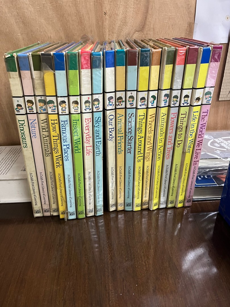 A Child's First Library of Learning Complete Book Set Encyclopedia ...