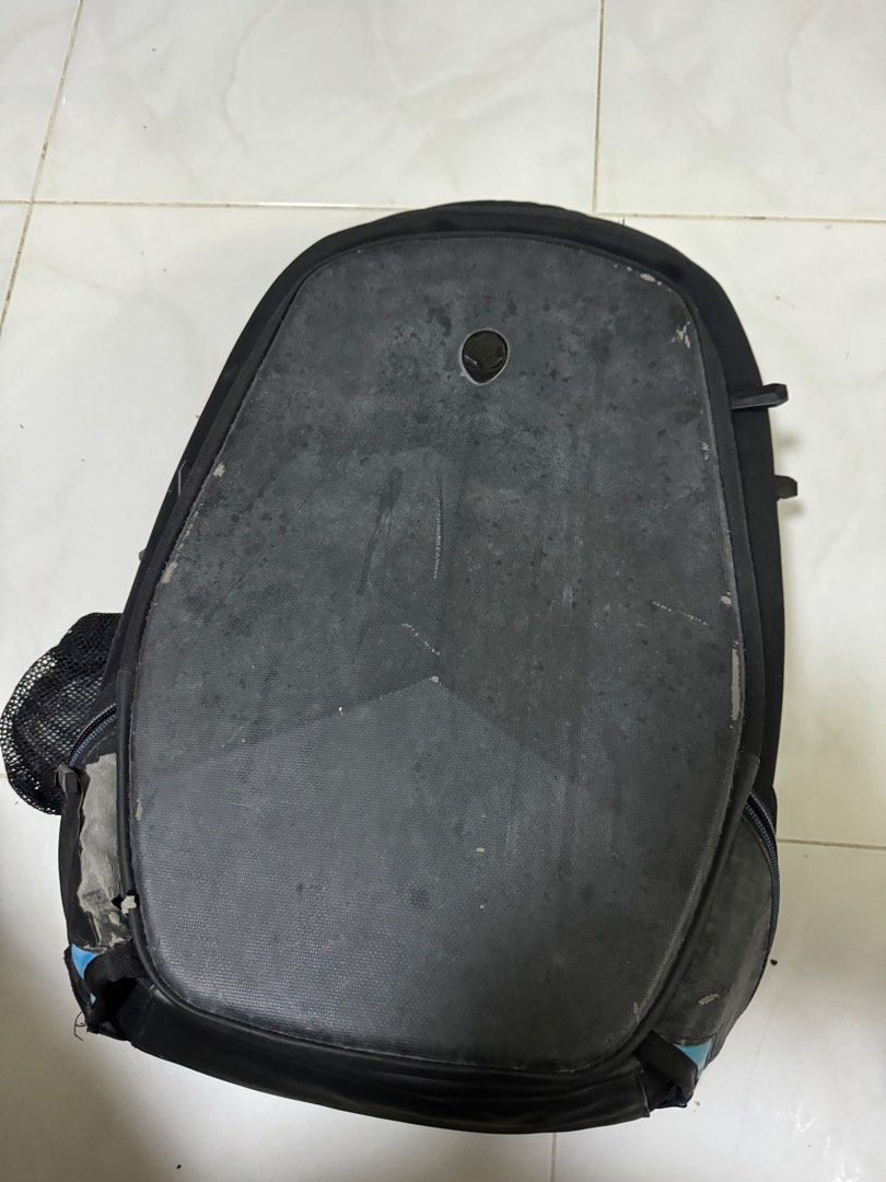 Alienware Vindicator v2.0 Backpack 17'' Gaming Backpack, Computer Bag ...