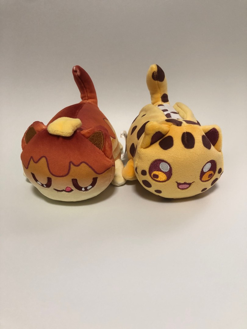 Aphmau Mee Meows Pancake and Cookie Sandwich, Hobbies & Toys, Toys ...