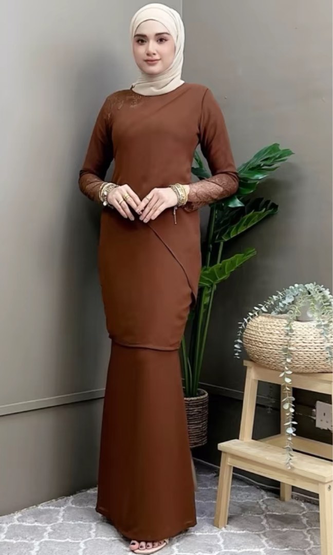ARIEL KURUNG LACE RICH BROWN, Women's Fashion, Muslimah Fashion, Baju ...