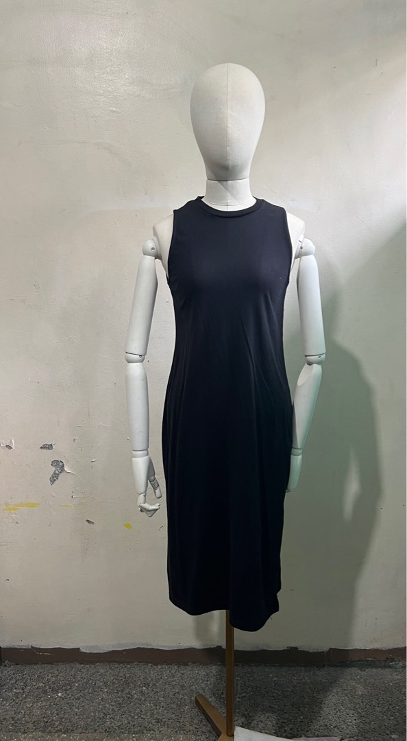 Body Hugging Dress with Slit, Women's Fashion, Dresses & Sets, Dresses ...