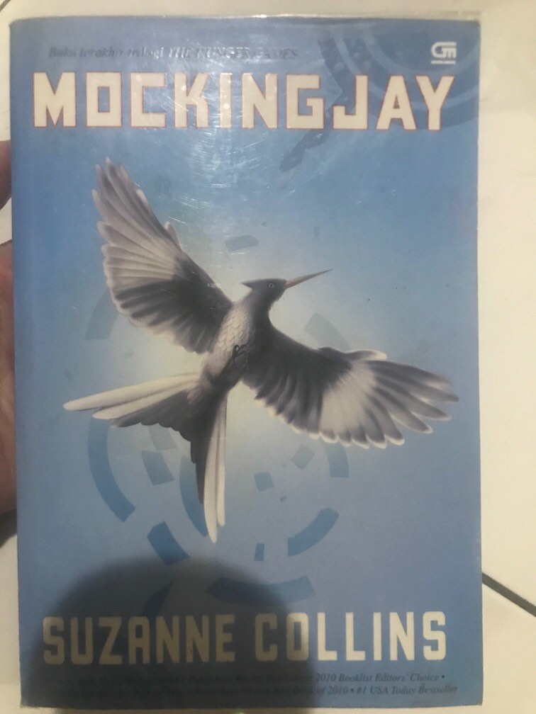 Buku Novel terakhir Trilogi The Hunger Games : Mockingjay karya ...