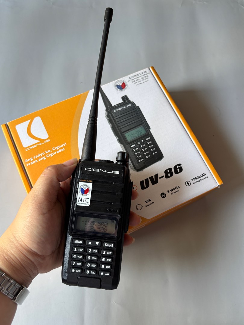 Cignus UV86 Two Way Radio, Mobile Phones & Gadgets, Walkie-Talkie on ...