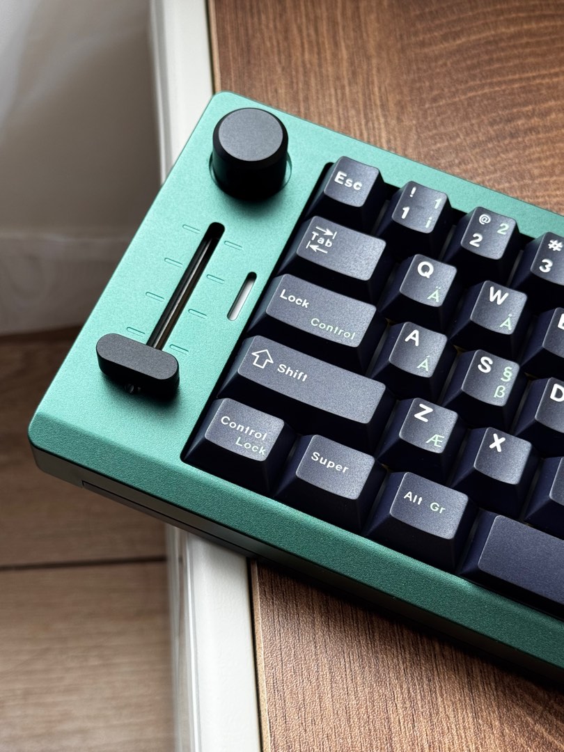 Custom Keyboard Building/Modding/Sourcing/Repairing Service, Computers & Tech, Parts ...