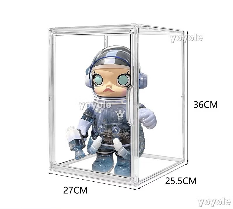 [DISPLAY CASE] Molly 400% Display Case, Hobbies & Toys, Toys & Games on ...