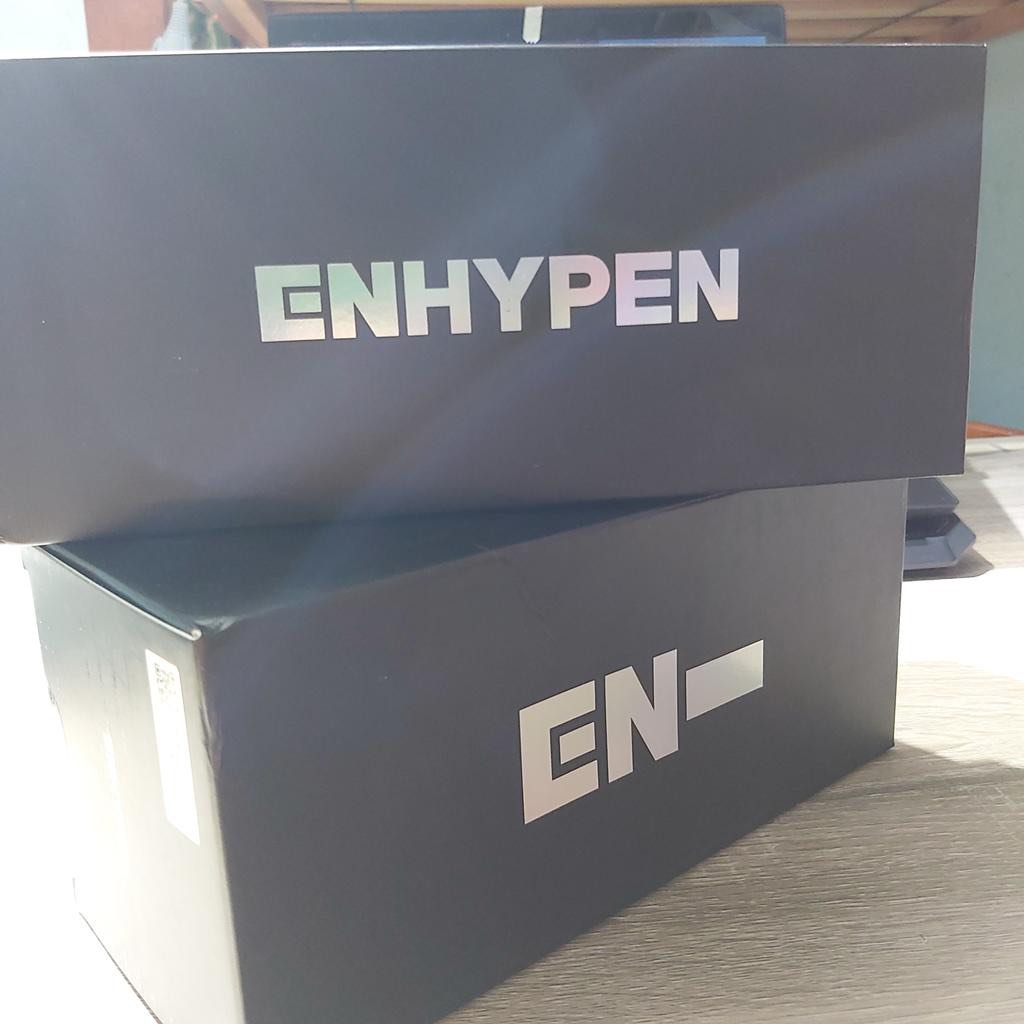 Enhypen Engene Bong Lightstick V1 Version 1 | read description, Hobbies ...