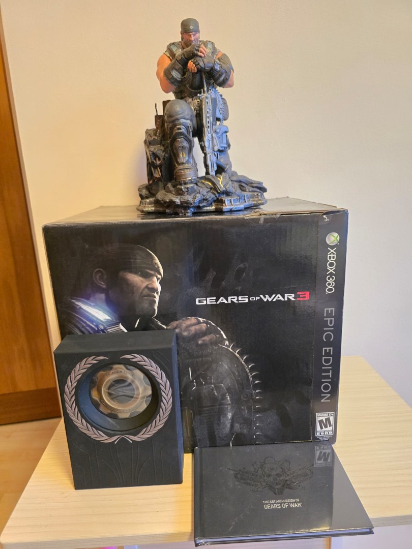 Gears Of War 3 EPIC Edition Statue Marcus Fenix, Hobbies & Toys, Toys ...