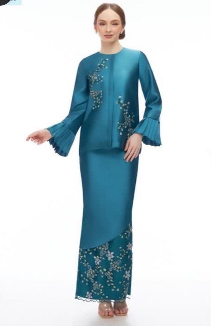 [SWAP] JANNAHNOE BAJU KURUNG RAYA LOUREY, Women's Fashion, Muslimah ...