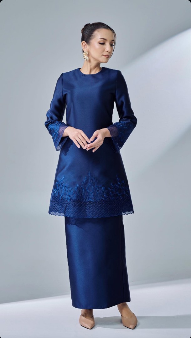 Jlabella Zalena Kurung Navy Blue in L., Women's Fashion, Muslimah ...