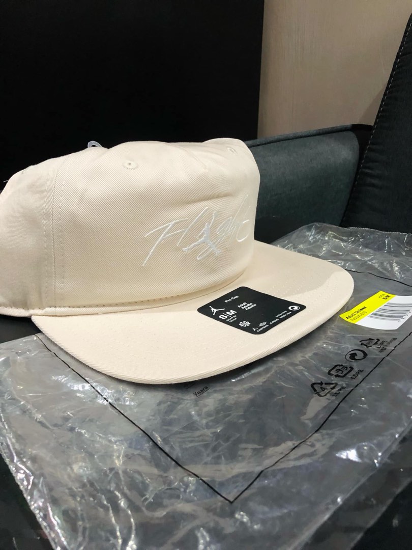Jordan Flight Pro 5 (Panel Cap), Men's Fashion, Watches & Accessories, Caps & Hats on Carousell