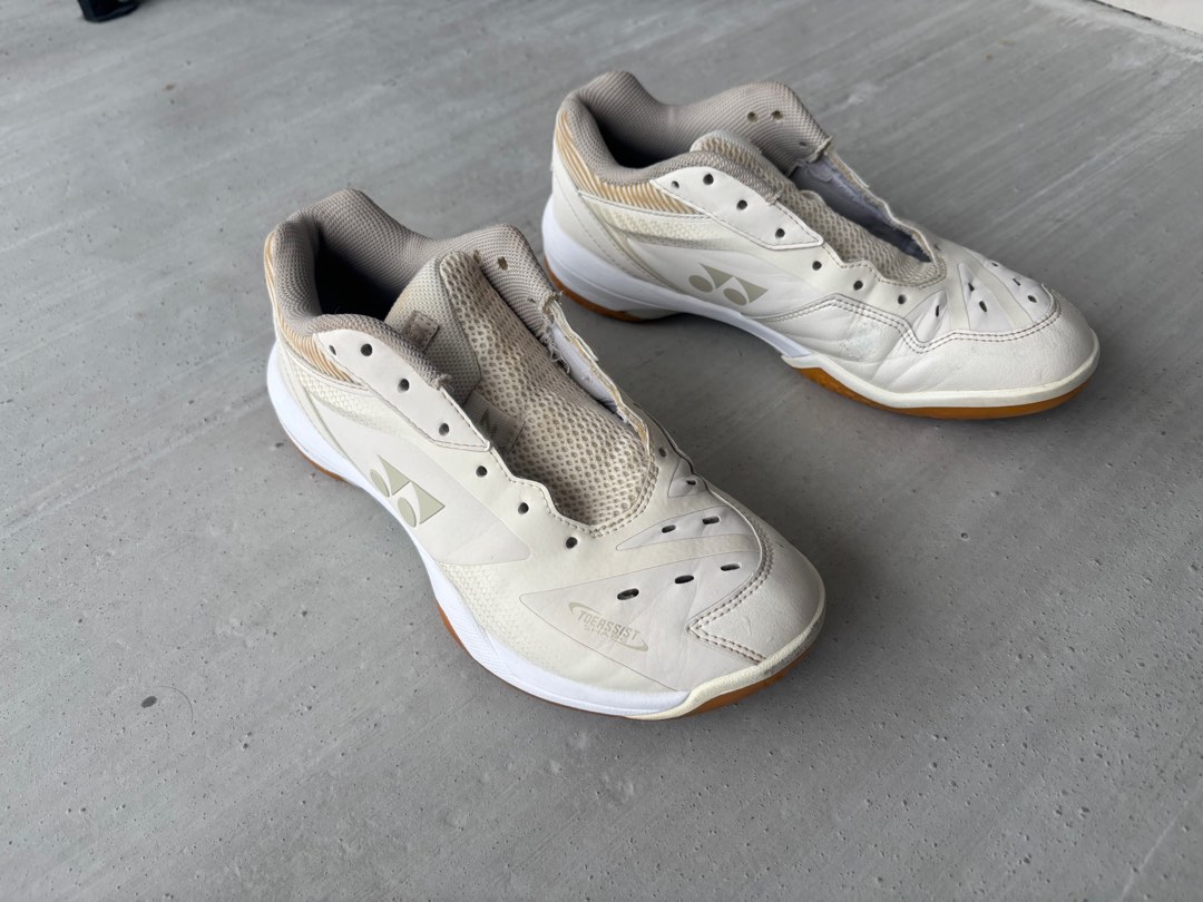 Kasut Badminton, Sports Equipment, Sports & Games, Racket & Ball Sports ...