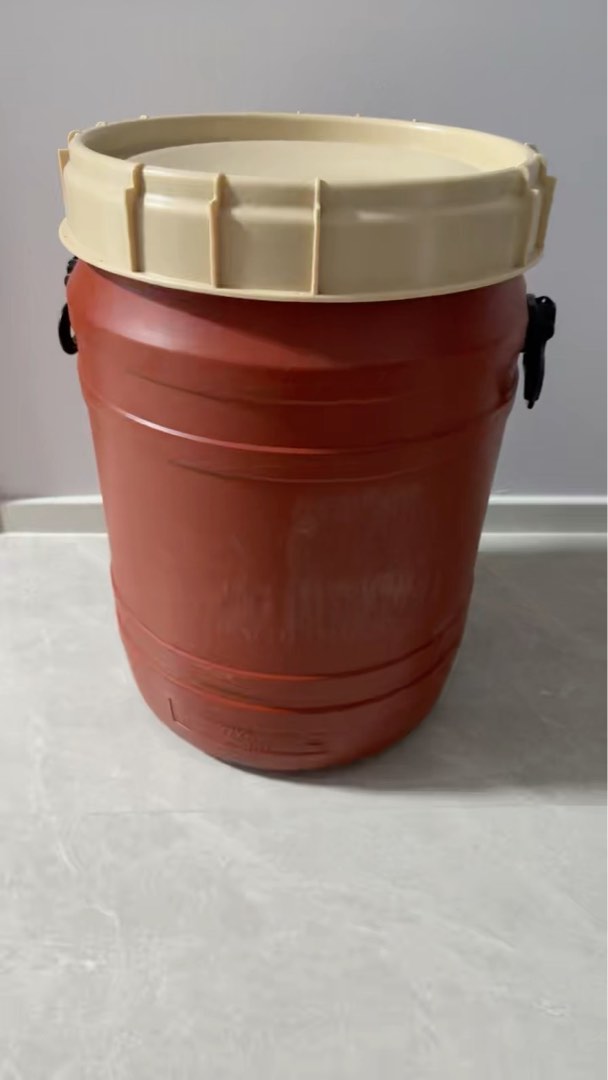 Large Plastic Barrel with Lid, Furniture & Home Living, Outdoor ...