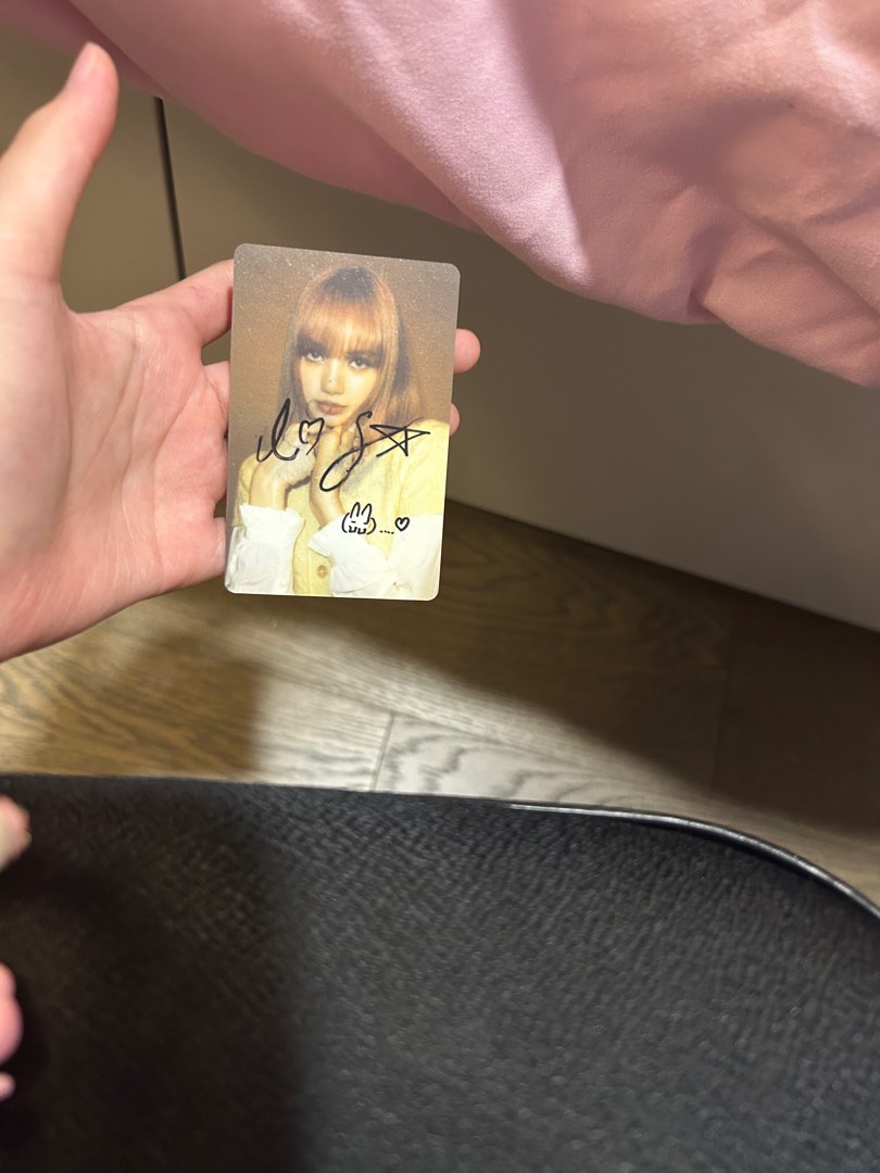 Lisa signature official card, Hobbies & Toys, Toys & Games on Carousell