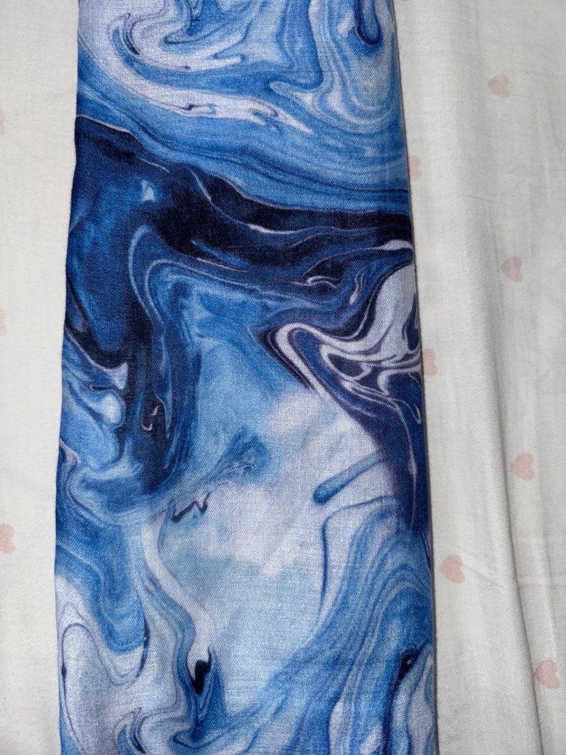Marble Blue shawl, Women's Fashion, Muslimah Fashion, Hijabs on Carousell