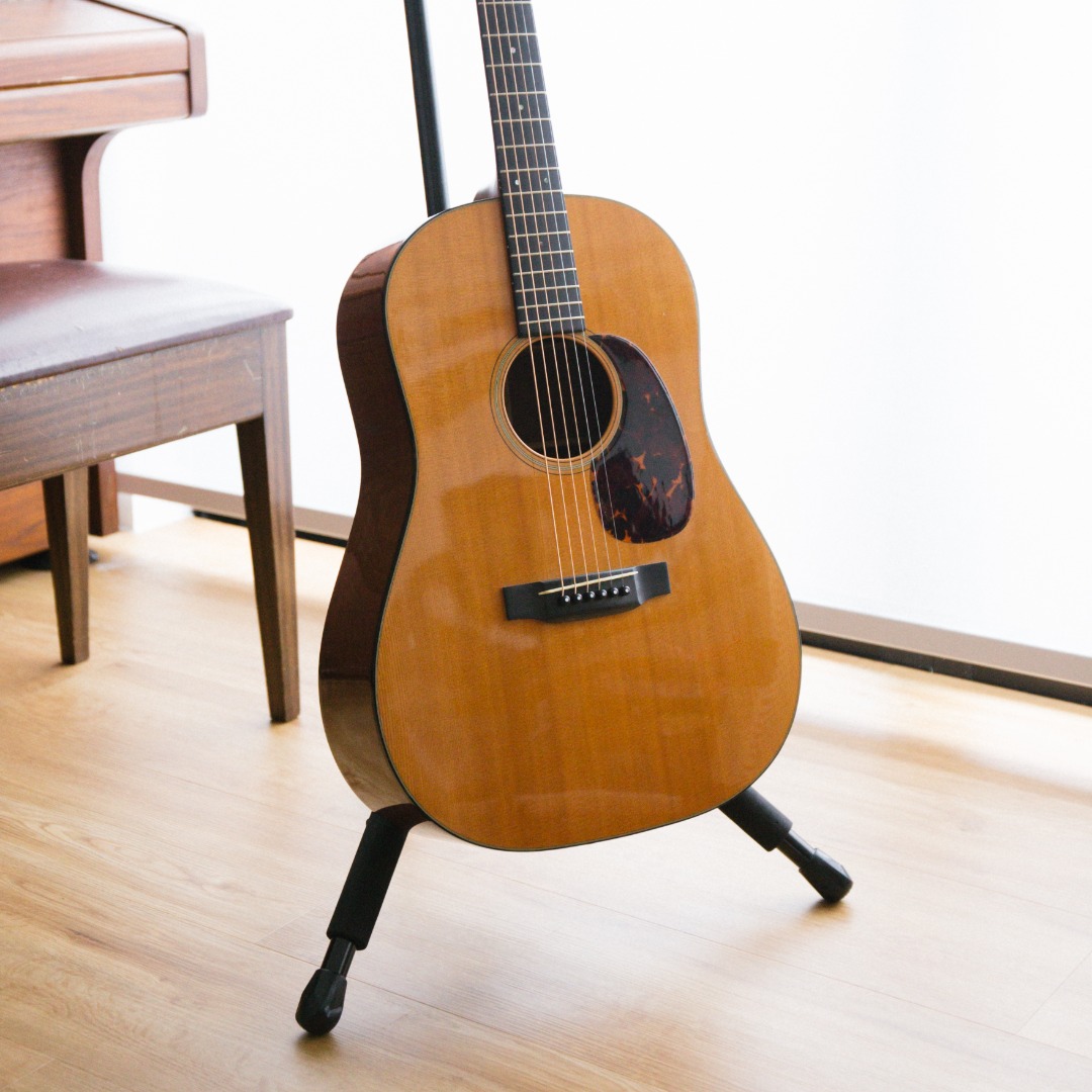 Martin D18 VS - 2007 (Fully Set Up), Hobbies & Toys, Music & Media, Musical Instruments on Carousell