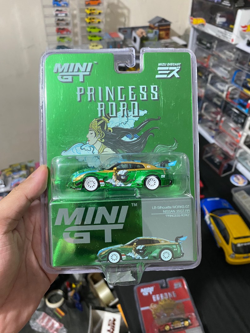 Mini GT Princess Roro - LB-Silhoutte Works GT Nissan 35GT-RR, Hobbies ...