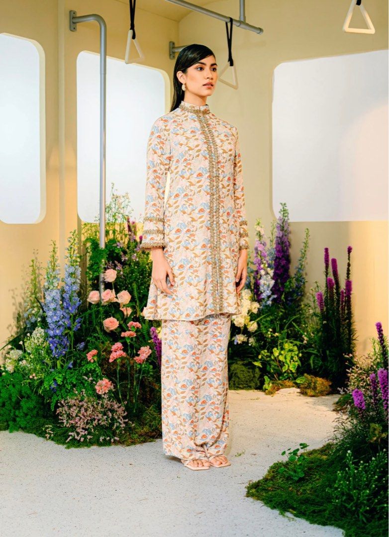Rico Rinaldi - Kamilia Long Modern Kurung Summeraya 2025 In Cream ...