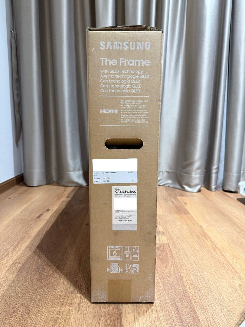 Samsung The Frame 43" QLED, TV & Home Appliances, TV & Entertainment ...