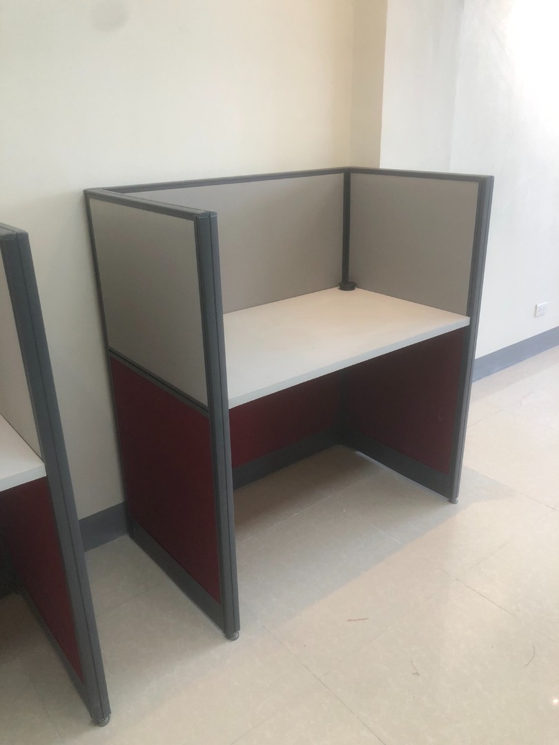 solo workstation cubicle || office partition | office furniture ...