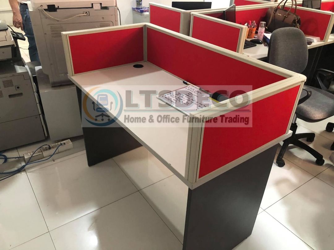 solo workstation cubicle || office partition || office furniture ...