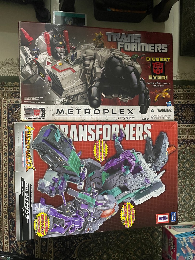 Transformers G1 Generations Titan Class Metroplex Autobot Titans ...