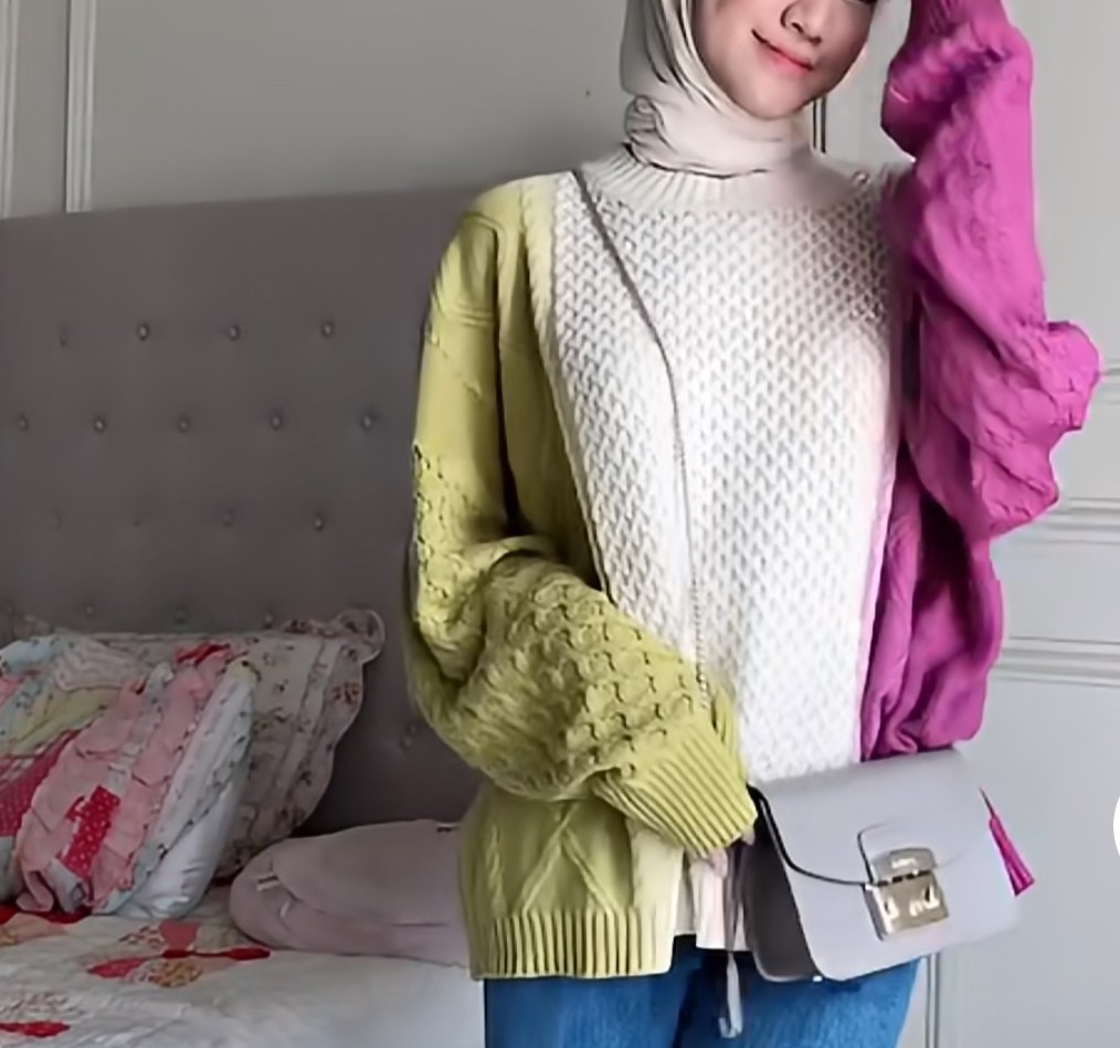 3Mongkis Cathay top, Fesyen Wanita, Pakaian Wanita, Atasan di Carousell