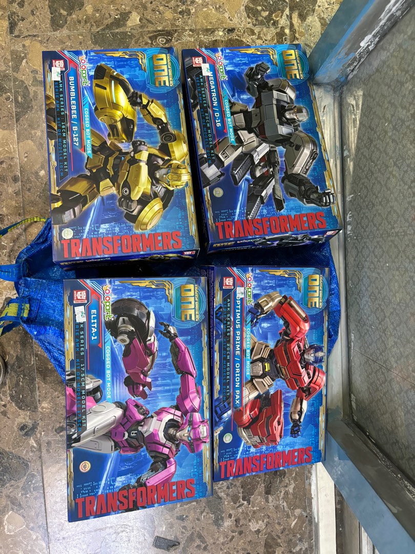 一套四隻 全新未拆 yolopart yolopark 變形金剛初始篇 transformers one 20cm model kit ...