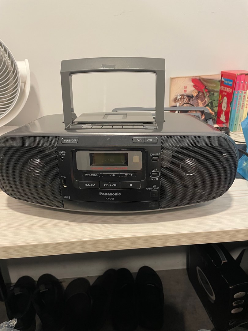 國際牌 Panasonic RX-D55 cd錄音帶usb音響播放器，功能正常無遙控器, 耳機及錄音音訊設備, 可攜式音響設備在旋轉拍賣
