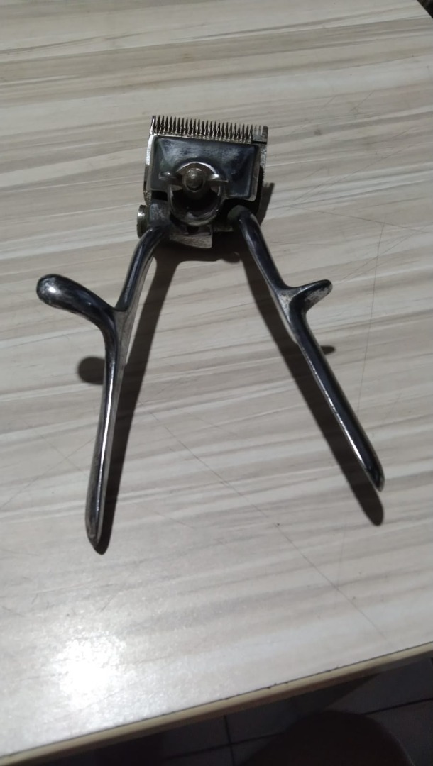 Alat Cukur Rambut Jadul Kuno Jadul Antik, Antik, Pajangan di Carousell