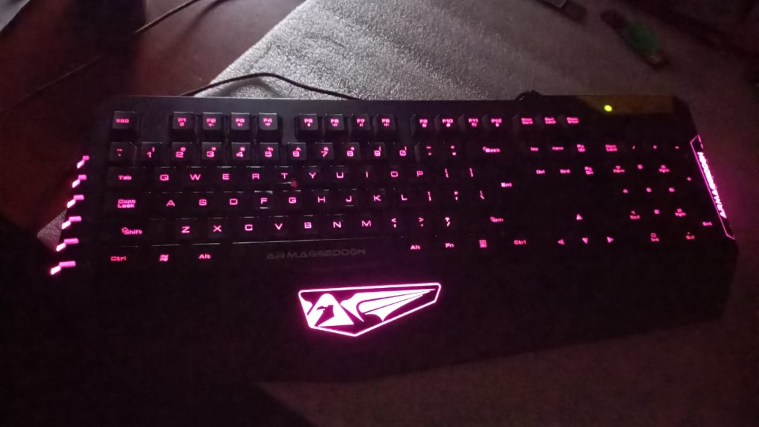 Armaggeddon Kalashnikov AK-770i Gaming Keyboard, Computers & Tech ...
