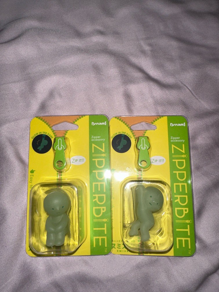 AUTHENTIC SMISKI ZIPPER ACCESSORY - ZIPPERBITE, Hobbies & Toys, Toys ...