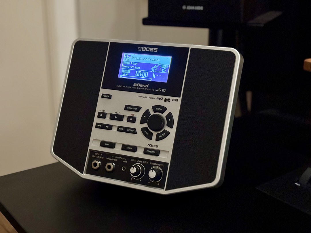 BOSS eBand JS-10 Audio Player & Trainer (Amp / Amplifier / Guitar ...