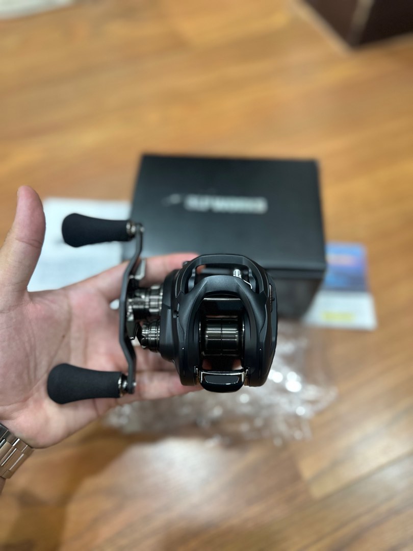DAIWA x SLP WORKS Zillion 9L SV TW-SLPW, Sports Equipment, Fishing on ...