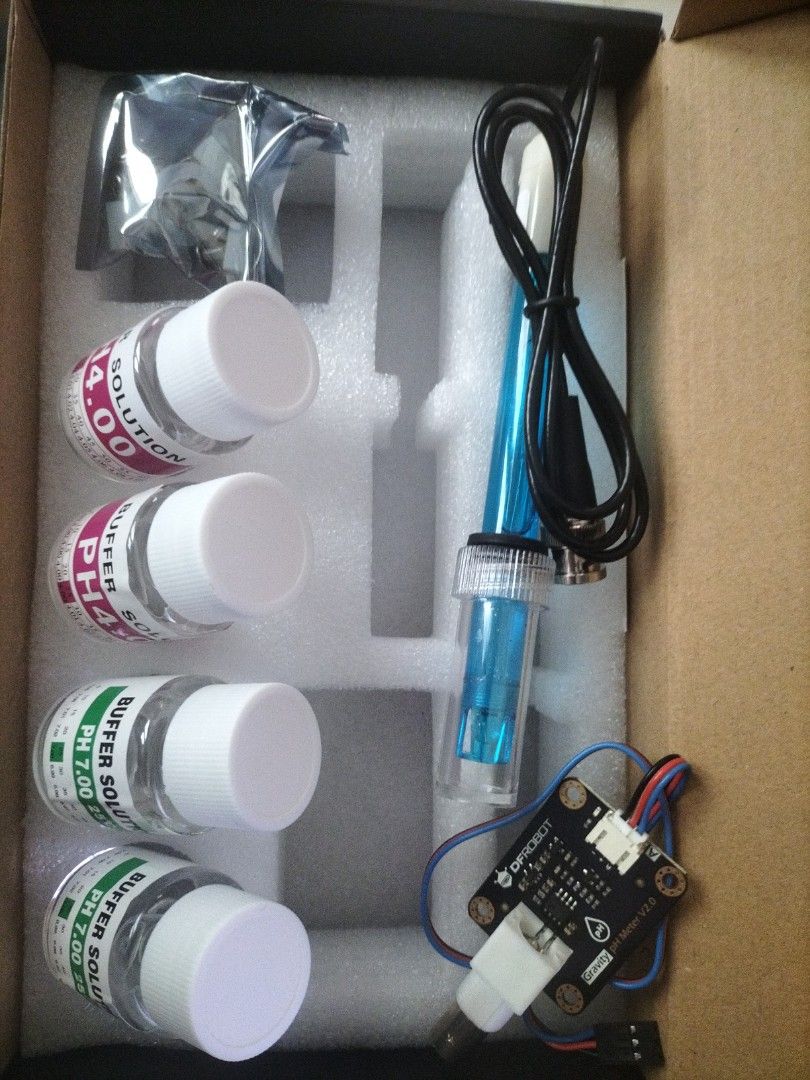 DFRobot Gravity Analog pH Sensor, Computers & Tech, Parts & Accessories ...