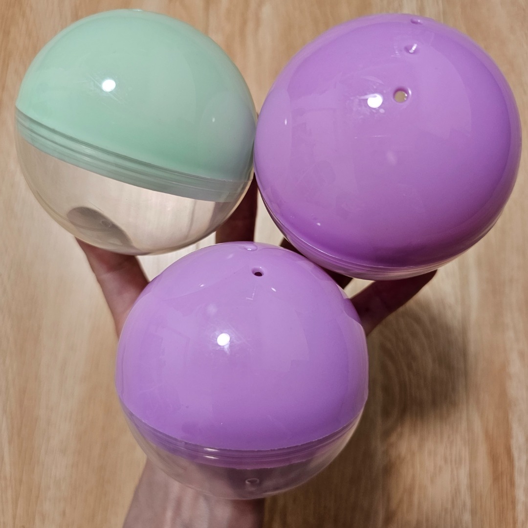 Empty Large Round Plastic Toy Vending Machine Twist Ball Capsules ...