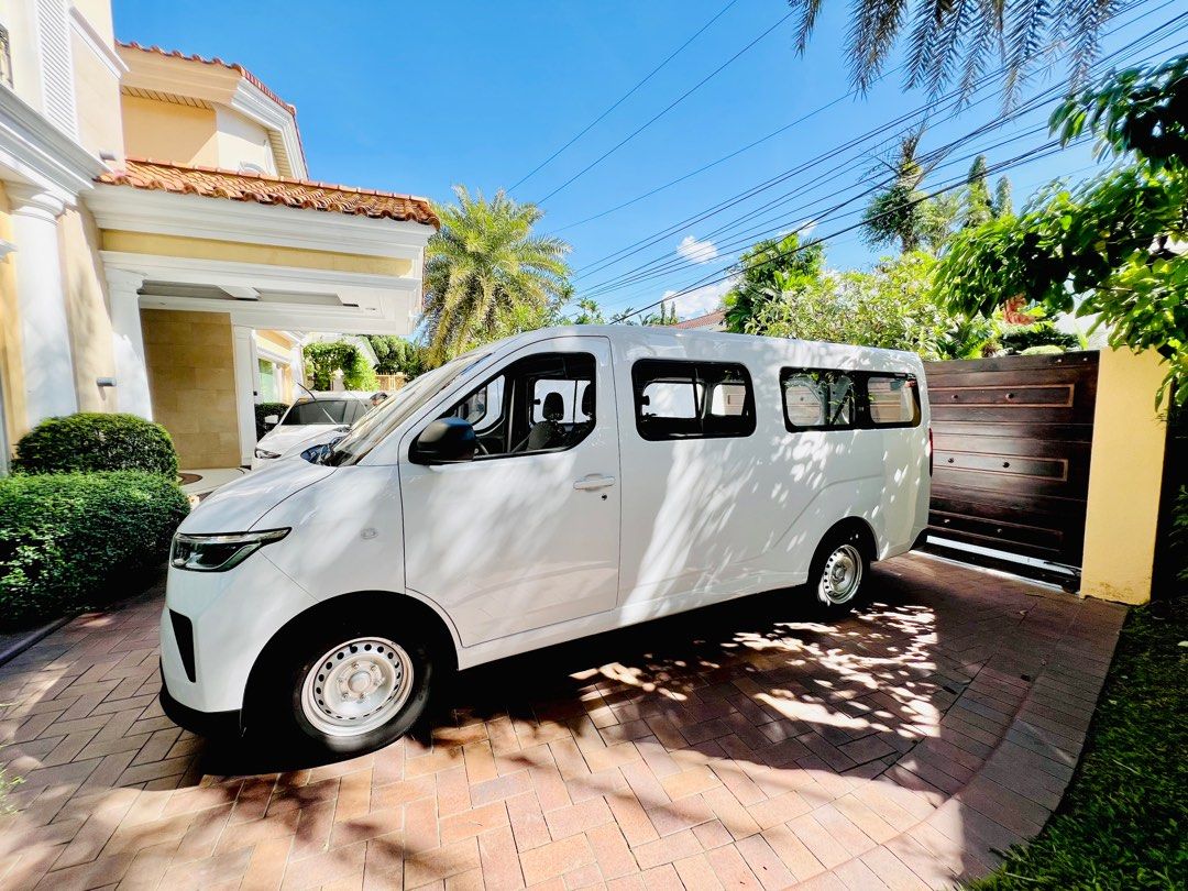 COMMERCIAL VAN 2025 Wuling Electric Vehicle Sunlight Passenger 300KM ...