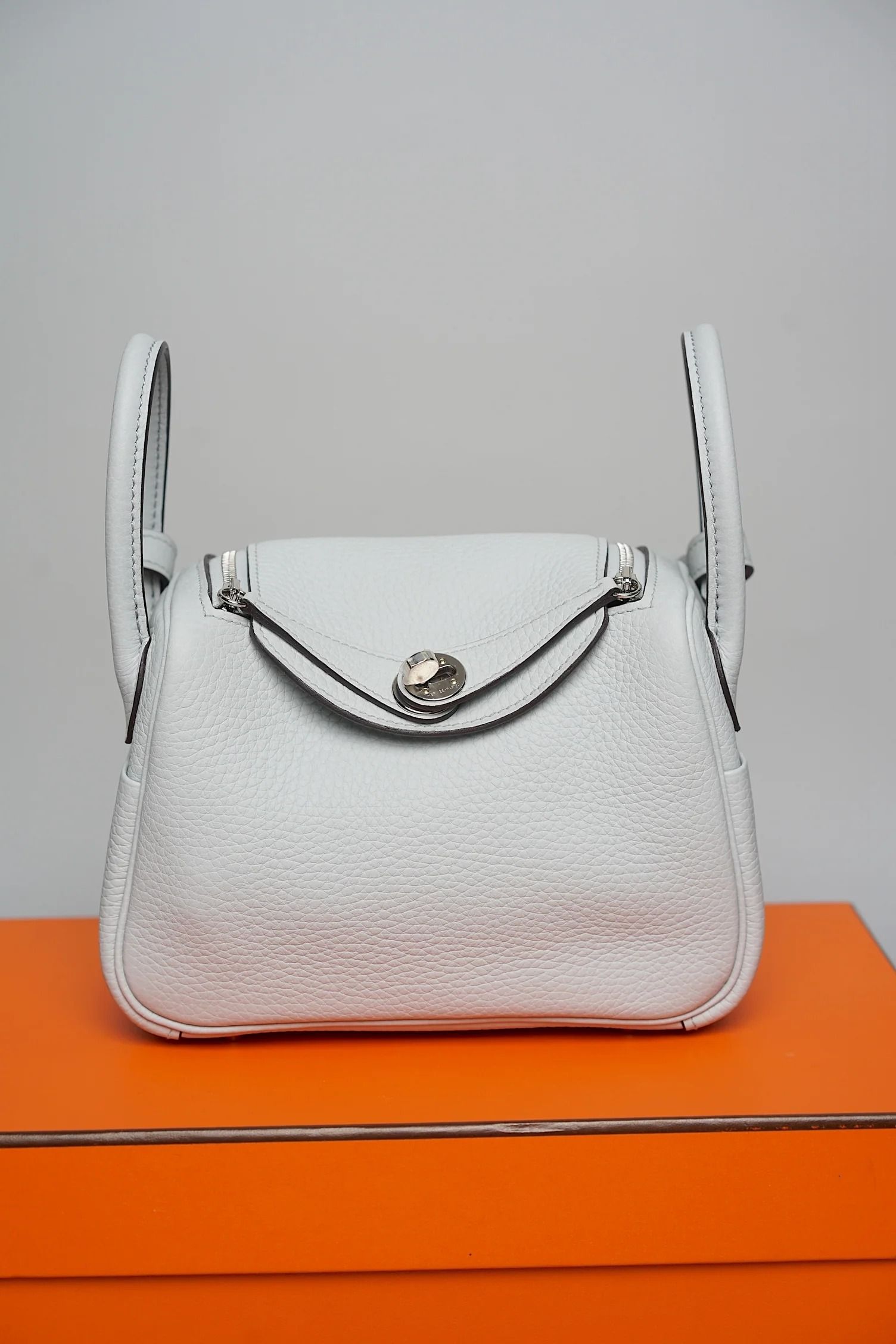 Hermes Mini Lindy ll in Bleu Pale Phw (Brand New), Luxury, Bags ...