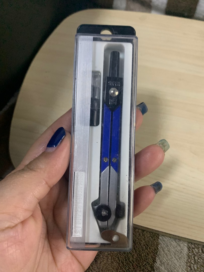 Japan branded compass drawing tool, Hobbies & Toys, Stationary & Craft ...