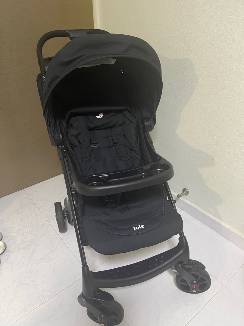 Joie stroller, Babies & Kids, Going Out, Strollers on Carousell