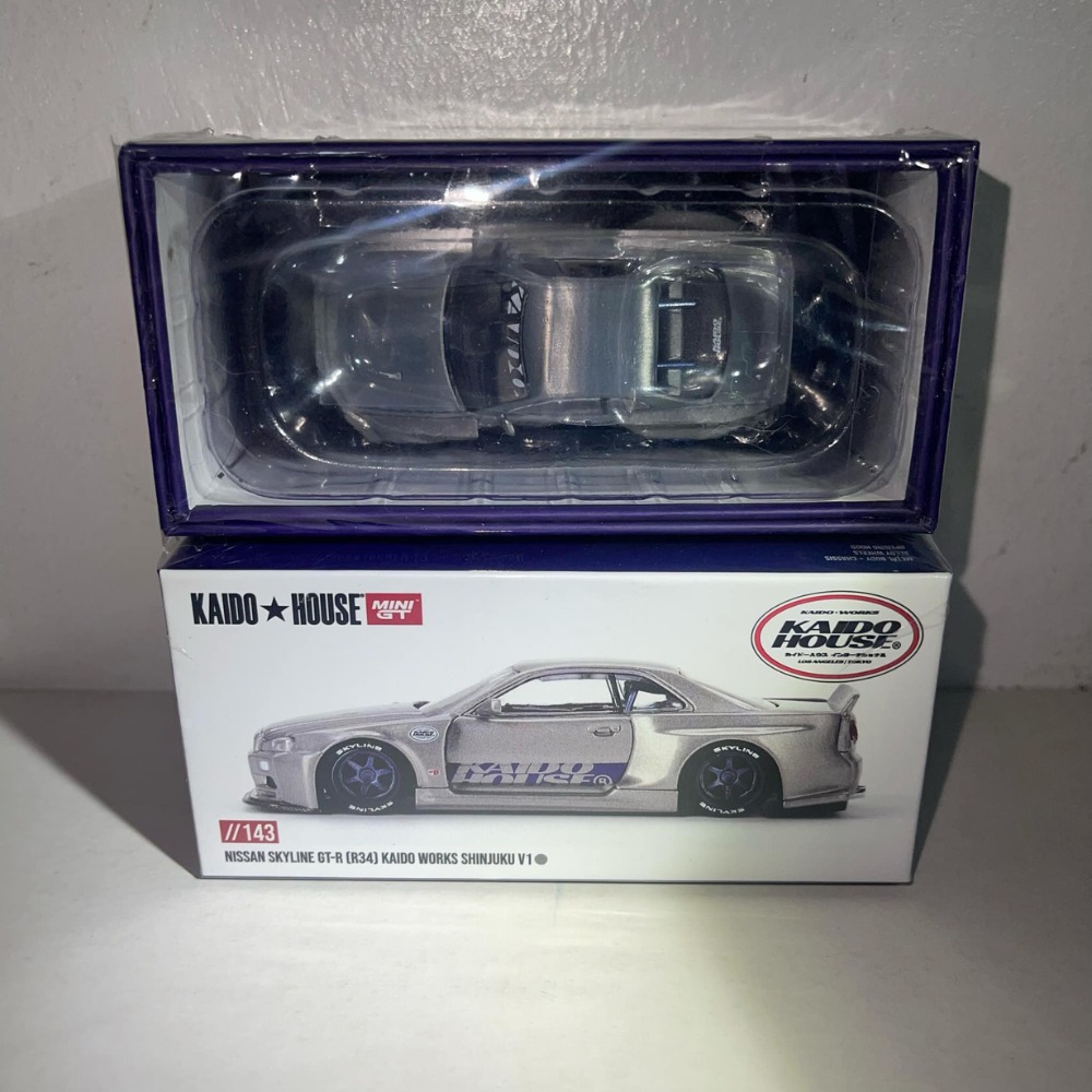 Kaido House 1/64 Scale CHASE Version Nissan Skyline GT-R R34 SHINJUKU ...