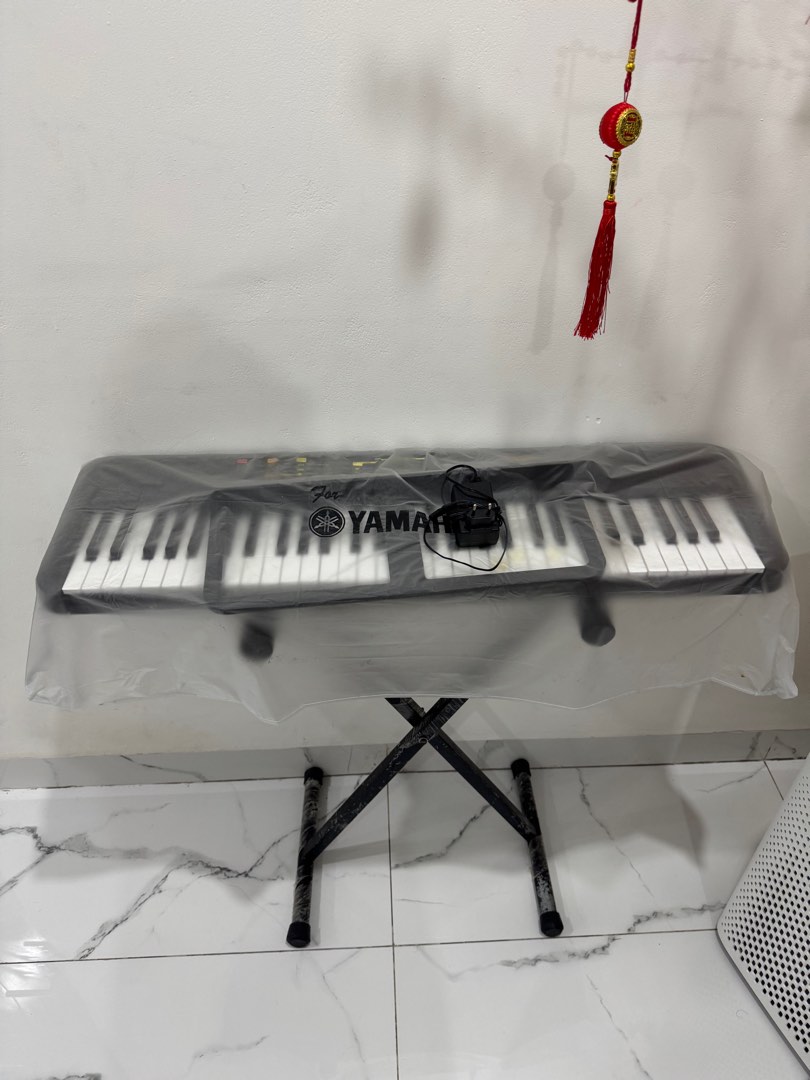 Keyboard Yamaha PSR F52 Second 61 Keys, Musik & Media, Alat di Carousell