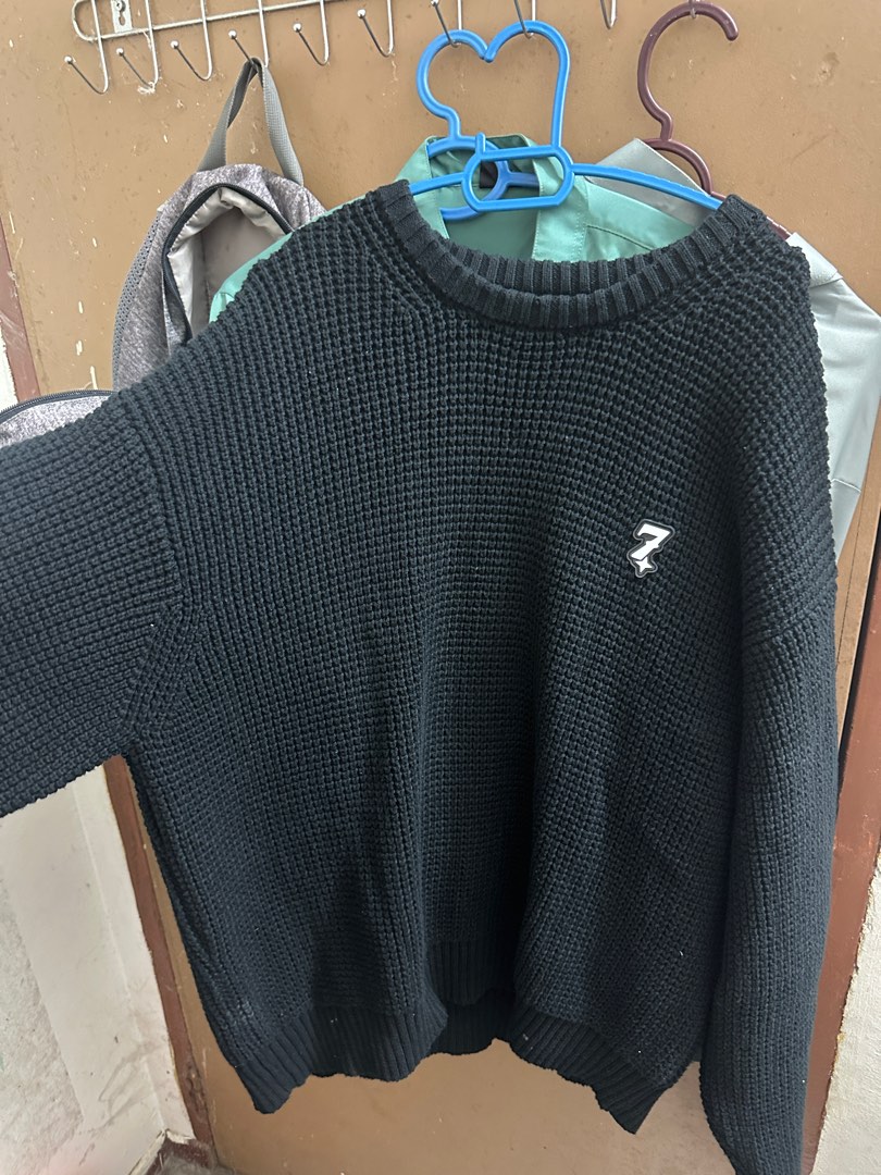knitwear Svg, Men's Fashion, Activewear on Carousell