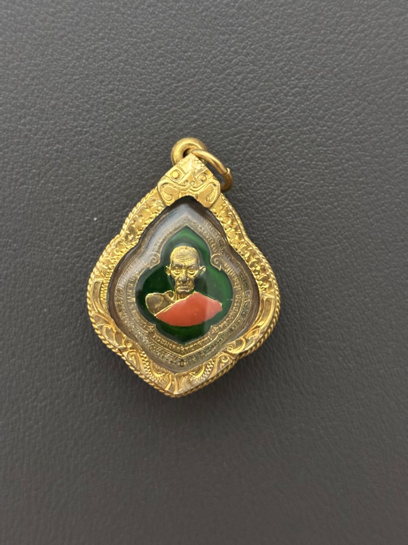 LP RUAY - Wat Tako - encased gold, Hobbies & Toys, Memorabilia & Collectibles, Religious Items ...