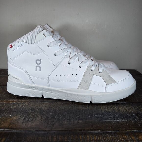 Mens10.5 original on cloud clubhouse, Men's Fashion, Footwear, Sneakers ...